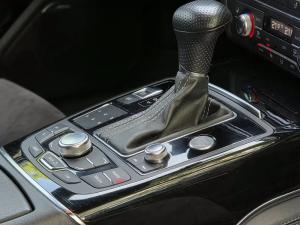 Melns Audi A7 Sportback 2013 Grobiņa, ar dzinēja tilpumu 3.00 L un nobraukumu 305 tūkst. km par 16200 €, foto 16 vietnē AUTOMOTO.COM.LV