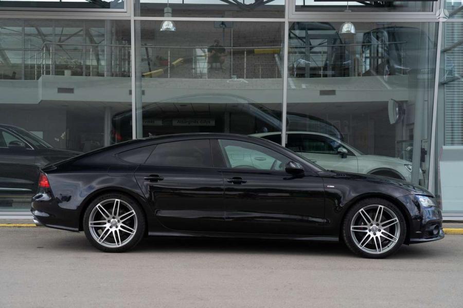 Melns Audi A7 Sportback 2013 Viļņa, ar dzinēja tilpumu 2.97 L un nobraukumu 327 tūkst. km par 13300 €, foto 7 vietnē AUTOMOTO.COM.LV