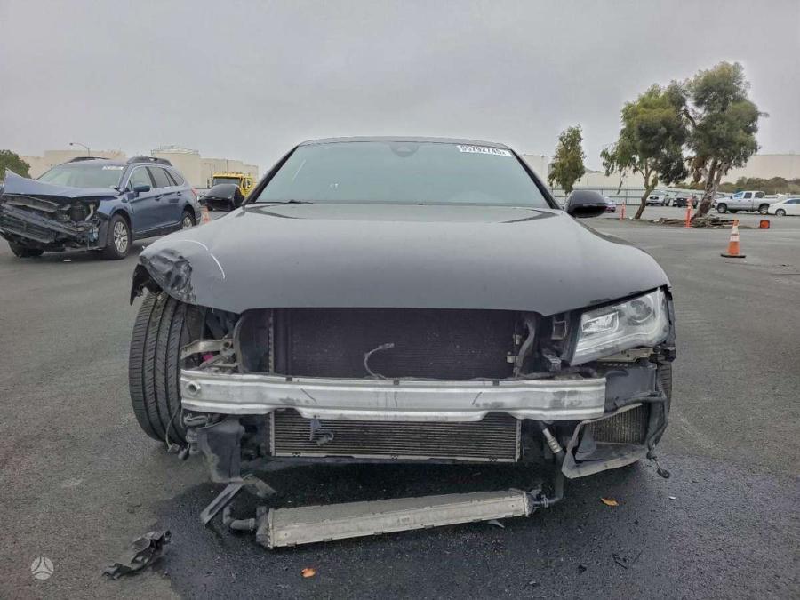 Black Audi A7 Sportback 2014 in Vilnius, with an engine capacity of 3.00 L and mileage of 241 thousand km for 5999 €, photo 5 on AUTOMOTO.COM.LV