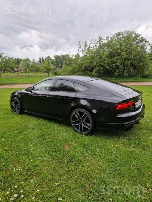 Melns Audi A7 Sportback 2015 Rīga, ar dzinēja tilpumu 3.00 L un nobraukumu 312 tūkst. km par 18000 €, foto 5 vietnē AUTOMOTO.COM.LV