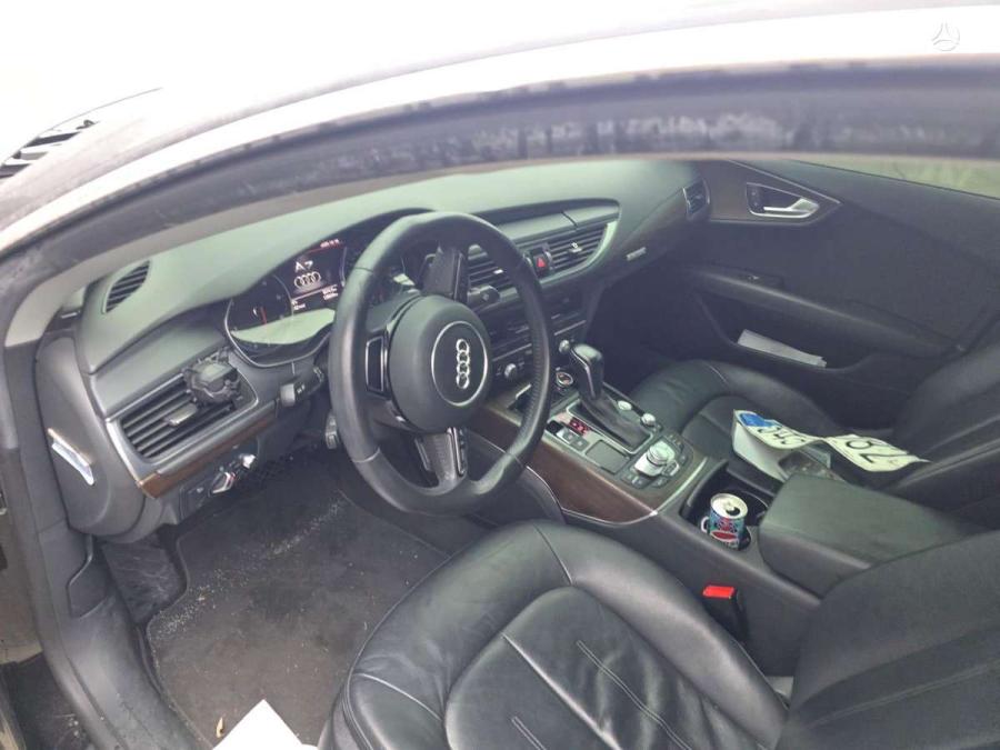 Melns Audi A7 Sportback 2015 Viļņa, ar dzinēja tilpumu 3.00 L un nobraukumu 137 tūkst. km par 11200 €, foto 4 vietnē AUTOMOTO.COM.LV