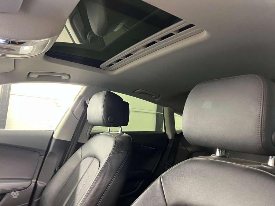 Black Audi A7 Sportback 2015 in Vilnius, with an engine capacity of 3.00 L and mileage of 144 thousand km for 17900 €, photo 16 on AUTOMOTO.COM.LV