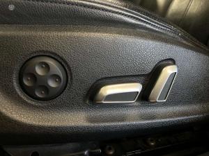 Black Audi A7 Sportback 2015 in Vilnius, with an engine capacity of 3.00 L and mileage of 144 thousand km for 17900 €, photo 17 on AUTOMOTO.COM.LV