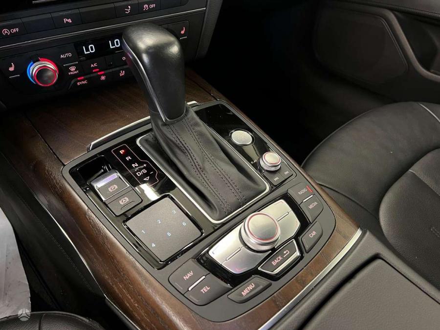 Black Audi A7 Sportback 2015 in Vilnius, with an engine capacity of 3.00 L and mileage of 144 thousand km for 17900 €, photo 27 on AUTOMOTO.COM.LV