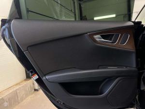 Black Audi A7 Sportback 2015 in Vilnius, with an engine capacity of 3.00 L and mileage of 144 thousand km for 17900 €, photo 30 on AUTOMOTO.COM.LV