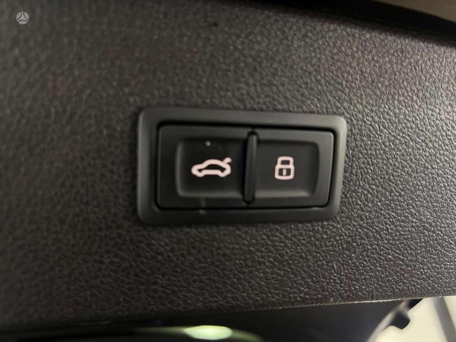 Black Audi A7 Sportback 2015 in Vilnius, with an engine capacity of 3.00 L and mileage of 144 thousand km for 17900 €, photo 34 on AUTOMOTO.COM.LV