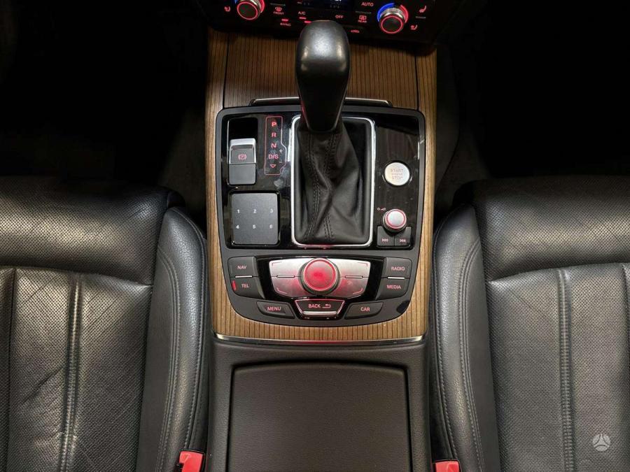 Black Audi A7 Sportback 2016 in Vilnius, with an engine capacity of 3.00 L and mileage of 201 thousand km for 18990 €, photo 24 on AUTOMOTO.COM.LV