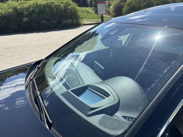 Black Audi A7 Sportback 2016 in Vilnius, with an engine capacity of 2.97 L and mileage of 253 thousand km for 19500 €, photo 3 on AUTOMOTO.COM.LV
