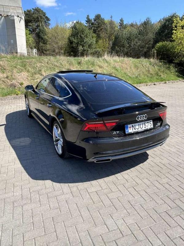 Black Audi A7 Sportback 2016 in Vilnius, with an engine capacity of 2.97 L and mileage of 253 thousand km for 19500 €, photo 4 on AUTOMOTO.COM.LV