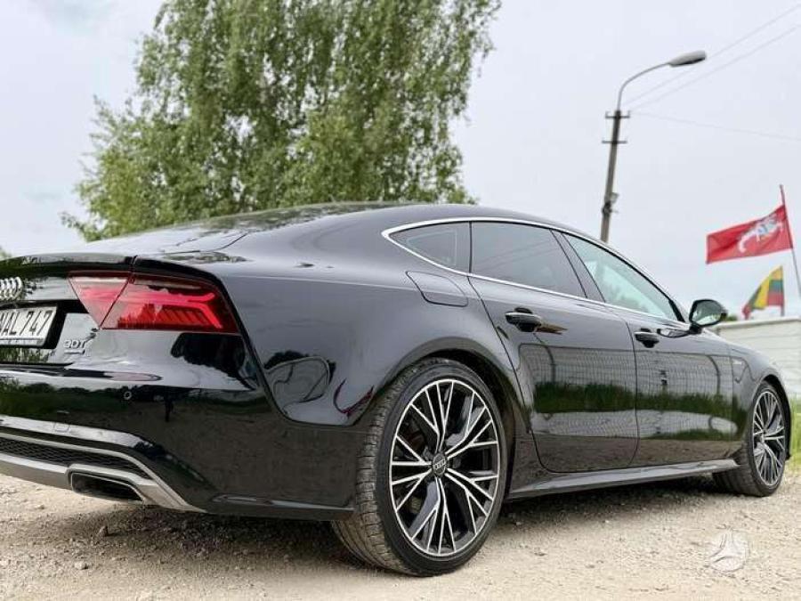 Black Audi A7 Sportback 2016 in Siauliai, with an engine capacity of 3.00 L and mileage of 236 thousand km for 15950 €, photo 9 on AUTOMOTO.COM.LV
