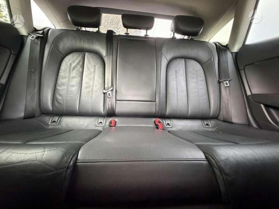 Black Audi A7 Sportback 2016 in Siauliai, with an engine capacity of 3.00 L and mileage of 236 thousand km for 15950 €, photo 27 on AUTOMOTO.COM.LV