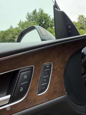 Black Audi A7 Sportback 2016 in Siauliai, with an engine capacity of 3.00 L and mileage of 236 thousand km for 15950 €, photo 29 on AUTOMOTO.COM.LV