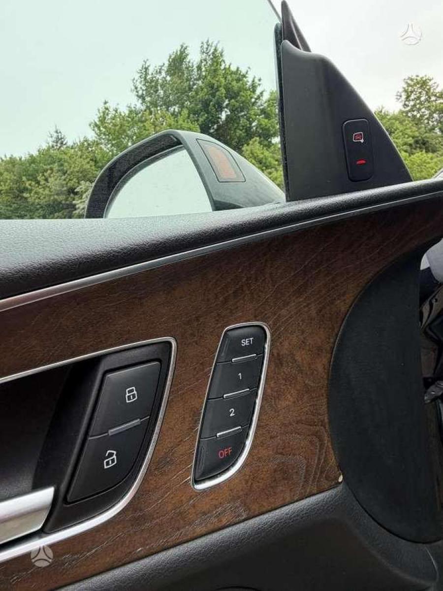 Black Audi A7 Sportback 2016 in Siauliai, with an engine capacity of 3.00 L and mileage of 236 thousand km for 15950 €, photo 29 on AUTOMOTO.COM.LV