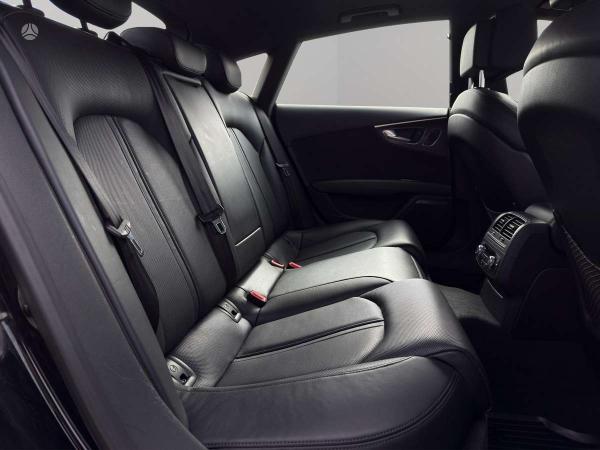 Black Audi A7 Sportback 2017 in Kaunas, with an engine capacity of 3.00 L and mileage of 219 thousand km for 18799 €, photo 10 on AUTOMOTO.COM.LV