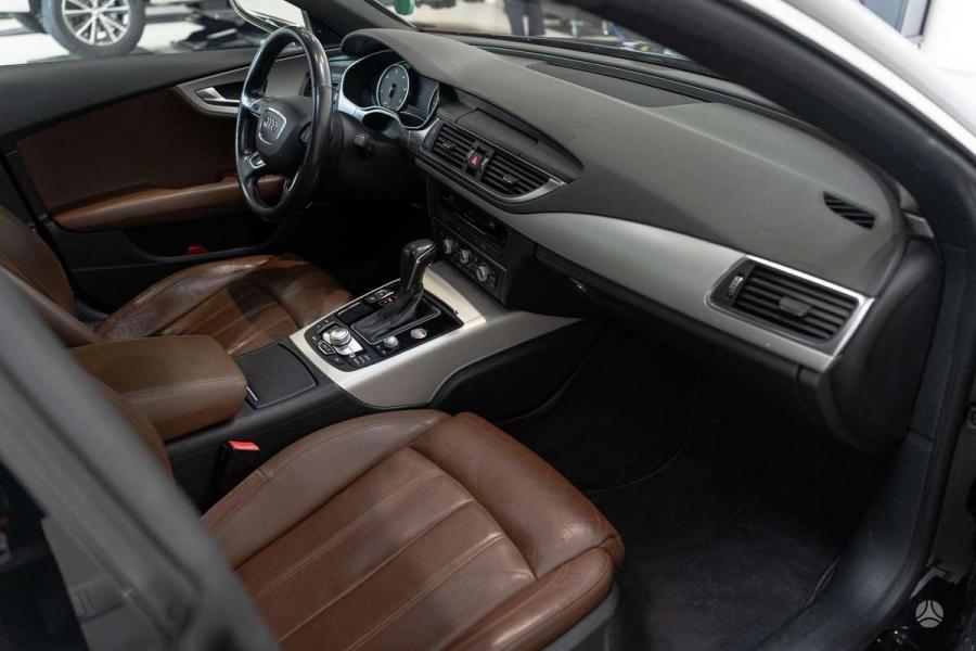 Melns Audi A7 Sportback 2018 Viļņa, ar dzinēja tilpumu 2.97 L un nobraukumu 235 tūkst. km par 19900 €, foto 21 vietnē AUTOMOTO.COM.LV