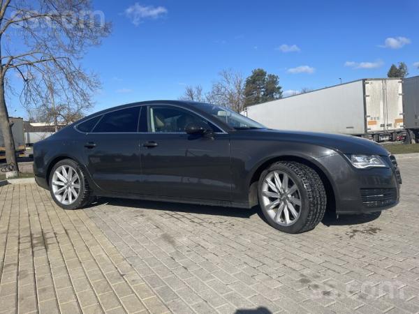 Black Audi A7 Sportback 2011 in Rezekne, with an engine capacity of 3.00 L and mileage of 267 thousand km for 14500 €, photo 7 on AUTOMOTO.COM.LV