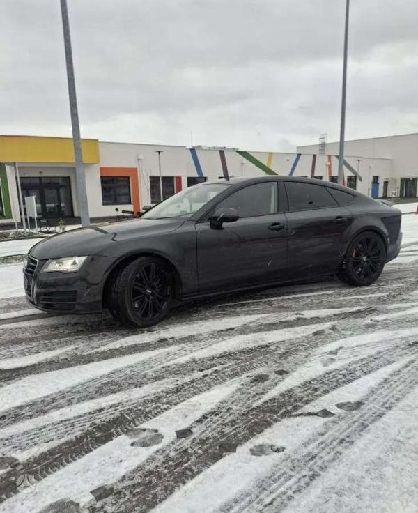 Melns Audi A7 Sportback 2011 Viļņa, ar dzinēja tilpumu 3.00 L un nobraukumu 295 tūkst. km par 8000 €, foto 3 vietnē AUTOMOTO.COM.LV
