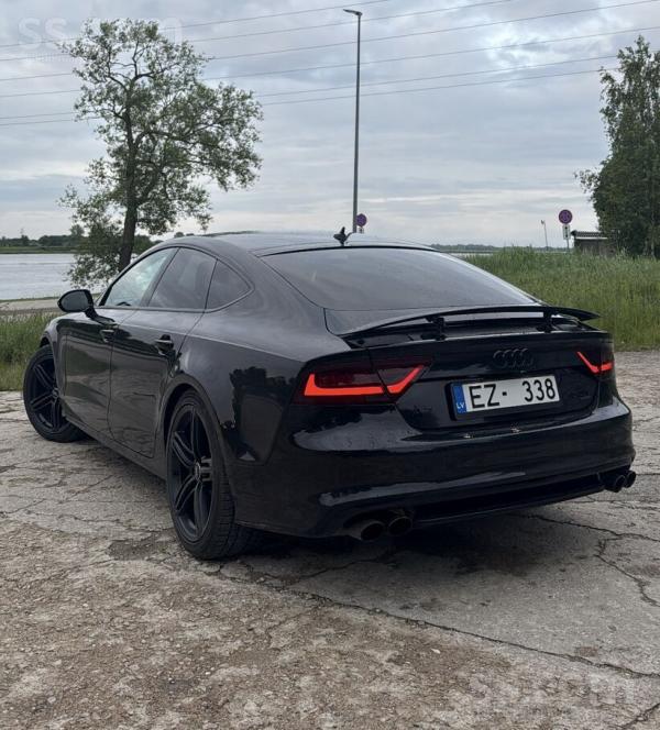 Black Audi A7 Sportback 2011 in Liepaja, with an engine capacity of 3.00 L and mileage of 266 thousand km for 15000 €, photo 8 on AUTOMOTO.COM.LV