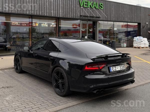 Black Audi A7 Sportback 2011 in Liepaja, with an engine capacity of 3.00 L and mileage of 266 thousand km for 15000 €, photo 9 on AUTOMOTO.COM.LV