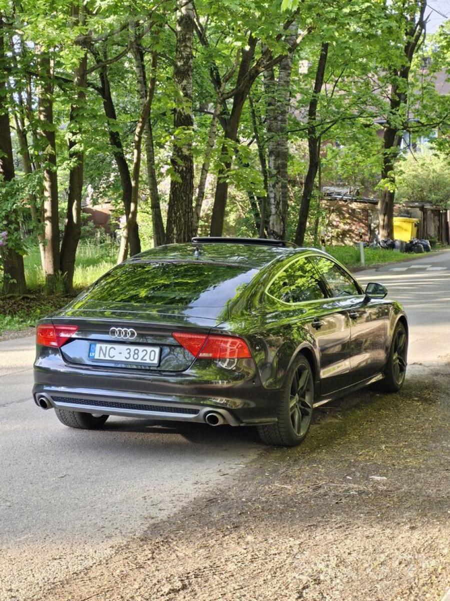 Black Audi A7 Sportback 2011 in Riga, with an engine capacity of 3.00 L and mileage of 266 thousand km for 12900 €, photo 27 on AUTOMOTO.COM.LV