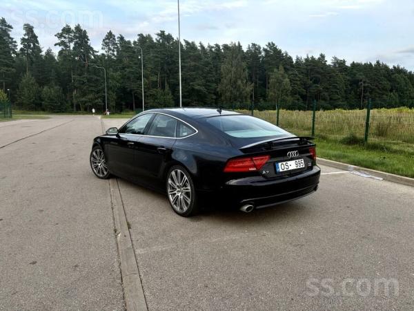 Black Audi A7 Sportback 2011 in Riga, with an engine capacity of 3.00 L and mileage of 376 thousand km for 12450 €, photo 5 on AUTOMOTO.COM.LV
