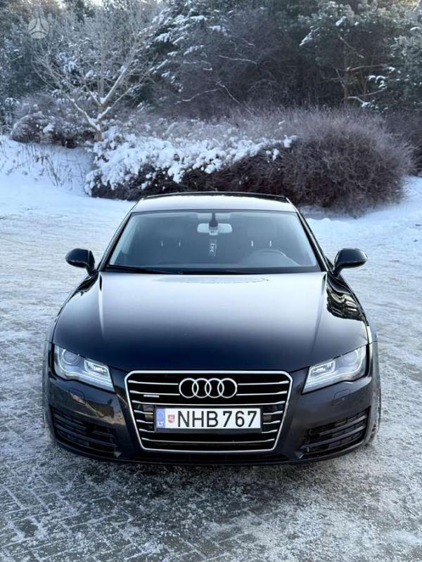 Black Audi A7 Sportback 2012 in Vilnius, with an engine capacity of 3.00 L and mileage of 298 thousand km for 9900 €, photo 3 on AUTOMOTO.COM.LV