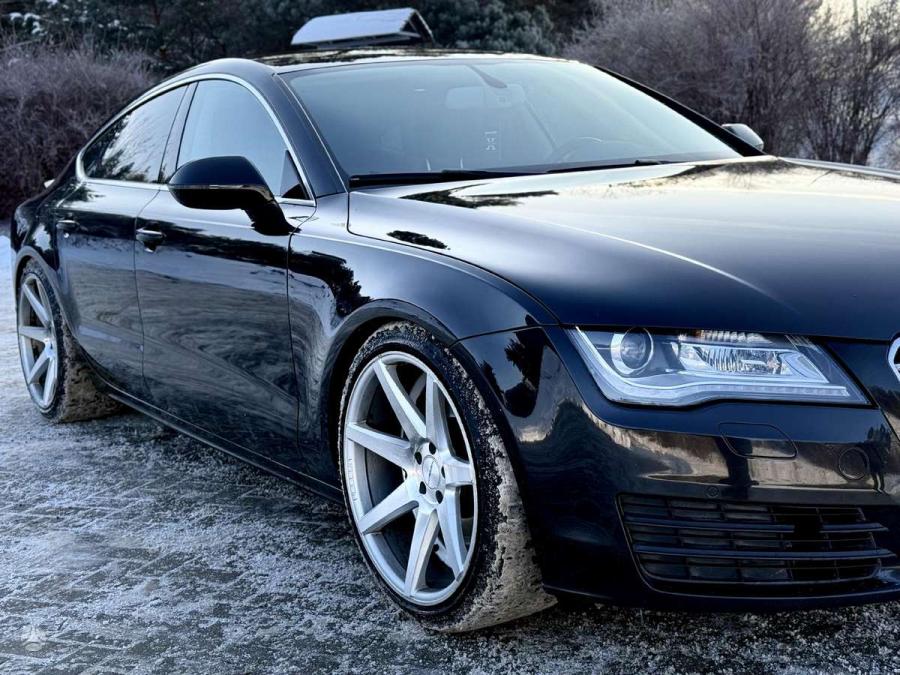 Black Audi A7 Sportback 2012 in Vilnius, with an engine capacity of 3.00 L and mileage of 298 thousand km for 9900 €, photo 12 on AUTOMOTO.COM.LV