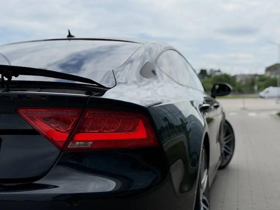 Black Audi A7 Sportback 2012 in Rezekne, with an engine capacity of 3.00 L and mileage of 229 thousand km for 14990 €, photo 7 on AUTOMOTO.COM.LV