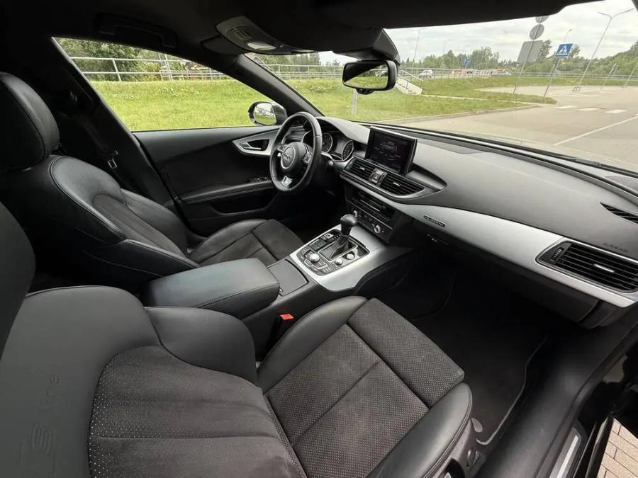 Black Audi A7 Sportback 2012 in Rezekne, with an engine capacity of 3.00 L and mileage of 229 thousand km for 14990 €, photo 18 on AUTOMOTO.COM.LV