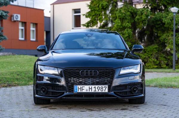 Black Audi A7 Sportback 2013 in Vilnius, with an engine capacity of 3.00 L and mileage of 241 thousand km for 16950 €, photo 2 on AUTOMOTO.COM.LV
