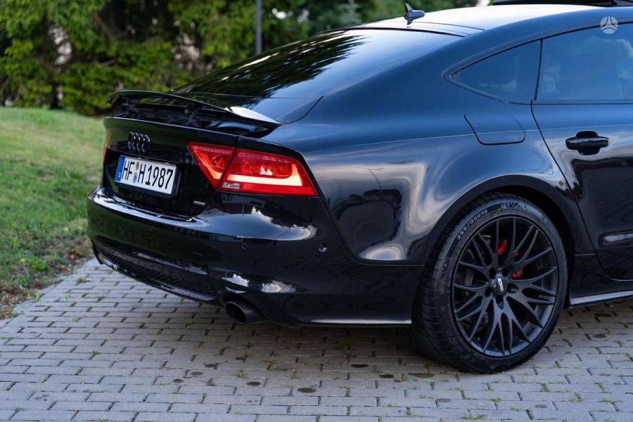 Black Audi A7 Sportback 2013 in Vilnius, with an engine capacity of 3.00 L and mileage of 241 thousand km for 16950 €, photo 8 on AUTOMOTO.COM.LV