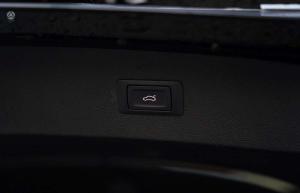 Black Audi A7 Sportback 2013 in Vilnius, with an engine capacity of 3.00 L and mileage of 241 thousand km for 16950 €, photo 11 on AUTOMOTO.COM.LV