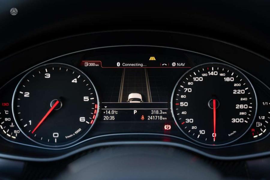 Black Audi A7 Sportback 2013 in Vilnius, with an engine capacity of 3.00 L and mileage of 241 thousand km for 16950 €, photo 28 on AUTOMOTO.COM.LV