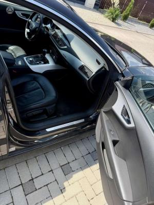 Black Audi A7 Sportback 2013 in Kaunas, with an engine capacity of 2.97 L and mileage of 300 thousand km for 12400 €, photo 11 on AUTOMOTO.COM.LV