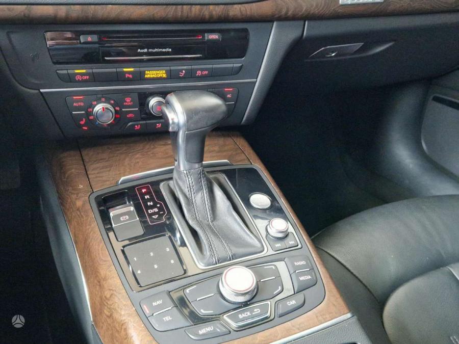 Melns Audi A7 Sportback 2013 Viļņa, ar dzinēja tilpumu 3.00 L un nobraukumu 260 tūkst. km par 13000 €, foto 13 vietnē AUTOMOTO.COM.LV