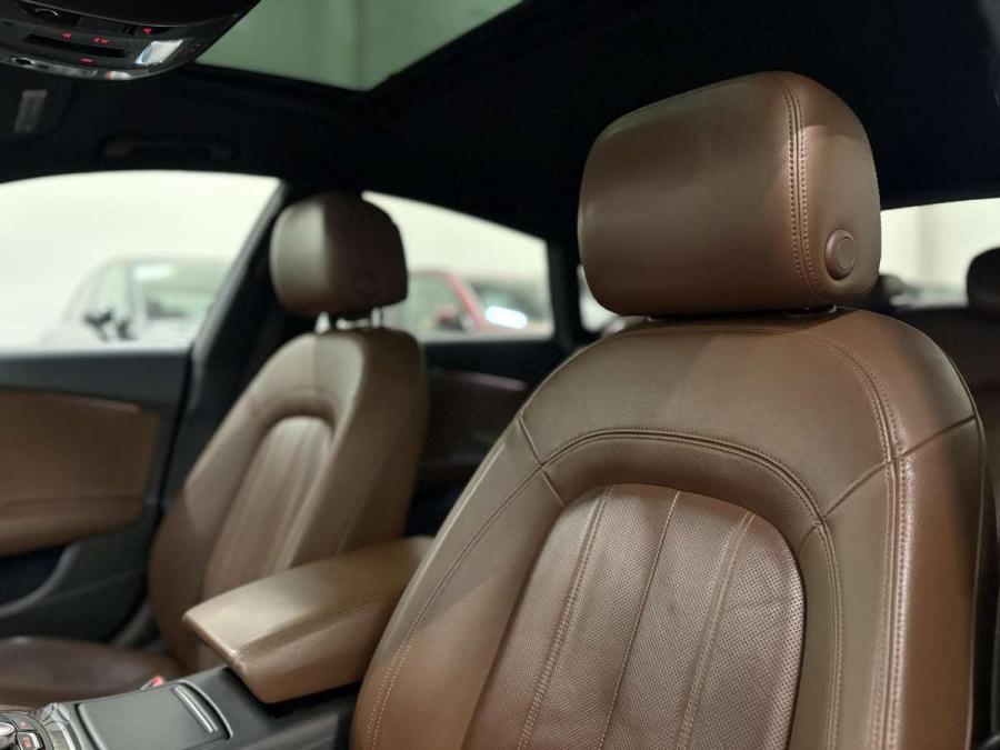 Melns Audi A7 Sportback 2013 Viļņa, ar dzinēja tilpumu 3.00 L un nobraukumu 217 tūkst. km par 12490 €, foto 17 vietnē AUTOMOTO.COM.LV