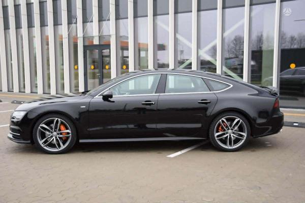 Black Audi A7 Sportback 2015 in Vilnius, with an engine capacity of 2.97 L and mileage of 267 thousand km for 17500 €, photo 7 on AUTOMOTO.COM.LV