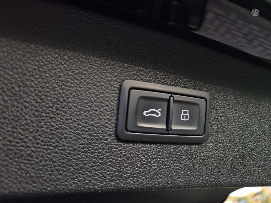 Black Audi A7 Sportback 2015 in Vilnius, with an engine capacity of 3.00 L and mileage of 177 thousand km for 19850 €, photo 23 on AUTOMOTO.COM.LV