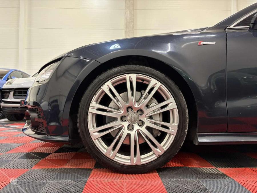 Black Audi A7 Sportback 2015 in Vilnius, with an engine capacity of 3.00 L and mileage of 192 thousand km for 11500 €, photo 18 on AUTOMOTO.COM.LV
