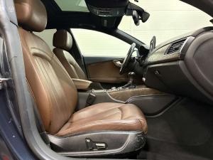 Black Audi A7 Sportback 2015 in Vilnius, with an engine capacity of 3.00 L and mileage of 192 thousand km for 11500 €, photo 38 on AUTOMOTO.COM.LV