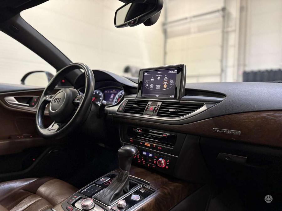Black Audi A7 Sportback 2015 in Vilnius, with an engine capacity of 3.00 L and mileage of 192 thousand km for 11500 €, photo 41 on AUTOMOTO.COM.LV