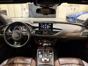 Black Audi A7 Sportback 2015 in Vilnius, with an engine capacity of 3.00 L and mileage of 192 thousand km for 11500 €, photo 43 on AUTOMOTO.COM.LV