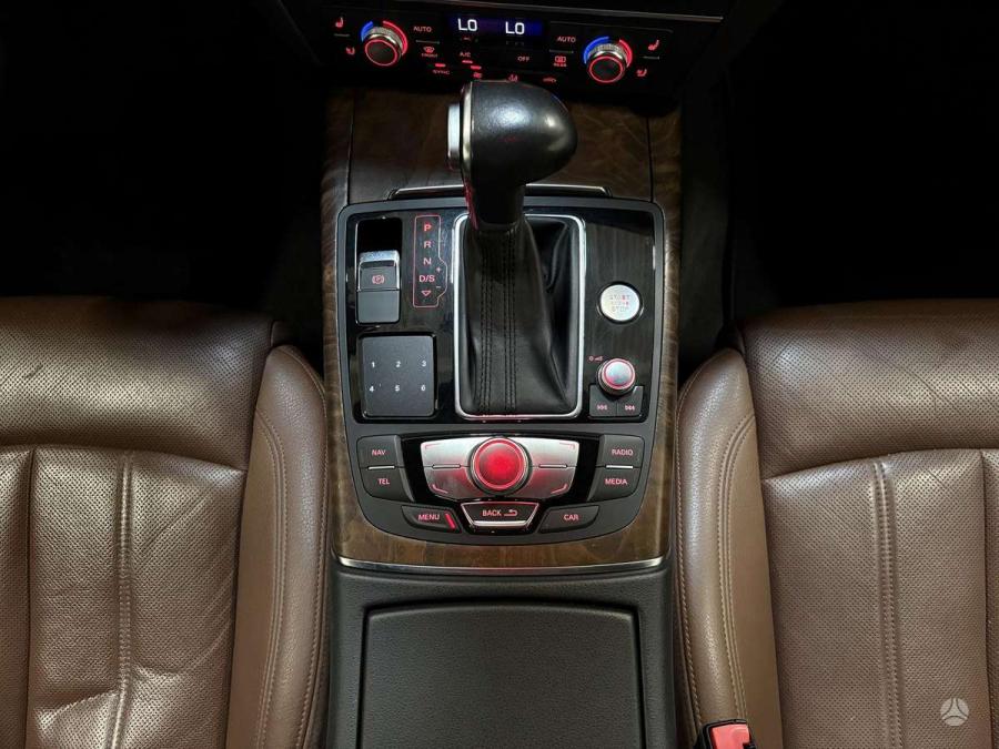 Black Audi A7 Sportback 2015 in Vilnius, with an engine capacity of 3.00 L and mileage of 192 thousand km for 11500 €, photo 50 on AUTOMOTO.COM.LV