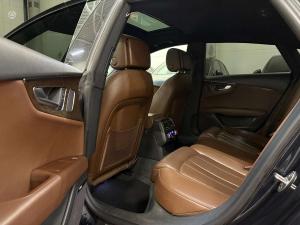 Black Audi A7 Sportback 2015 in Vilnius, with an engine capacity of 3.00 L and mileage of 192 thousand km for 11500 €, photo 67 on AUTOMOTO.COM.LV