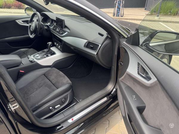 Melns Audi A7 Sportback 2016 Kauņa, ar dzinēja tilpumu 3.00 L un nobraukumu 261 tūkst. km par 16800 €, foto 10 vietnē AUTOMOTO.COM.LV