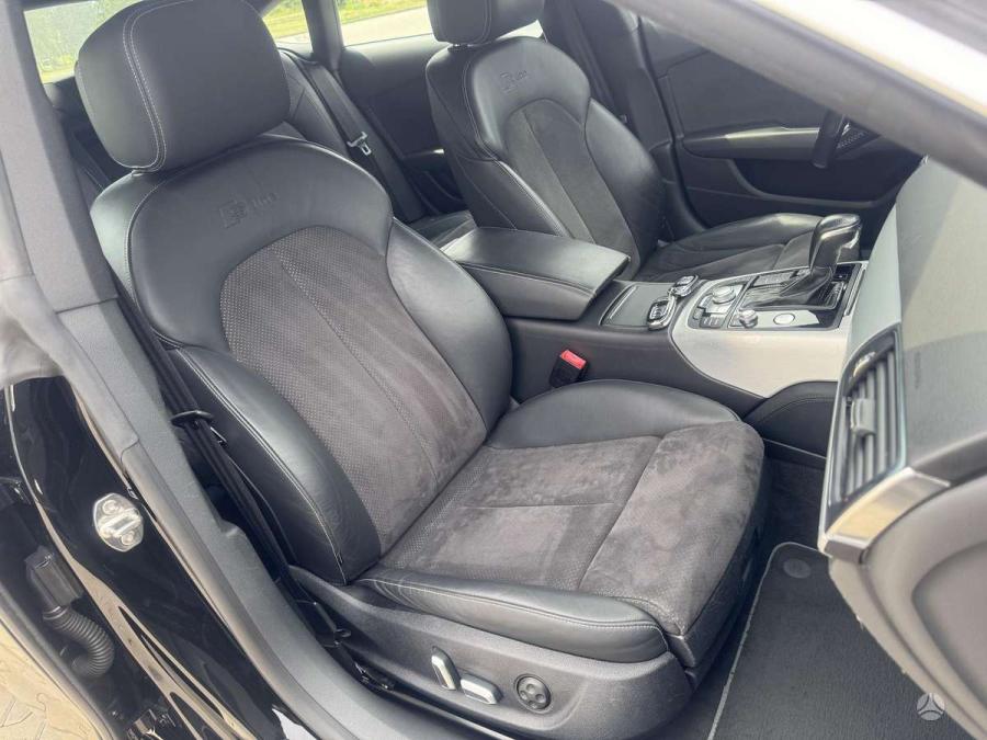Black Audi A7 Sportback 2016 in Kaunas, with an engine capacity of 3.00 L and mileage of 261 thousand km for 16800 €, photo 14 on AUTOMOTO.COM.LV