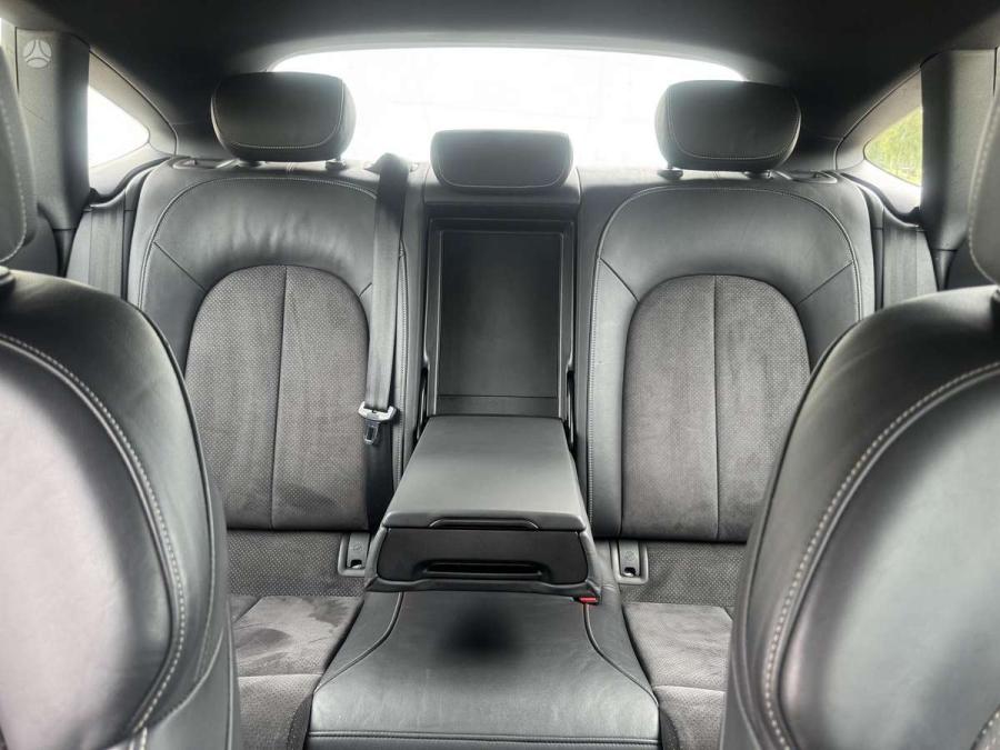 Black Audi A7 Sportback 2016 in Kaunas, with an engine capacity of 3.00 L and mileage of 261 thousand km for 16800 €, photo 20 on AUTOMOTO.COM.LV