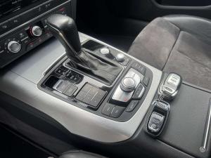 Black Audi A7 Sportback 2016 in Kaunas, with an engine capacity of 3.00 L and mileage of 261 thousand km for 16800 €, photo 31 on AUTOMOTO.COM.LV