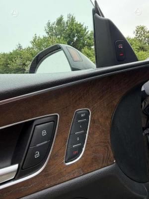 Black Audi A7 Sportback 2016 in Siauliai, with an engine capacity of 3.00 L and mileage of 236 thousand km for 16950 €, photo 29 on AUTOMOTO.COM.LV