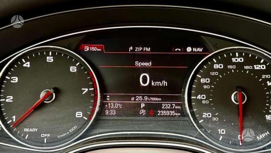 Black Audi A7 Sportback 2016 in Siauliai, with an engine capacity of 3.00 L and mileage of 236 thousand km for 16950 €, photo 34 on AUTOMOTO.COM.LV
